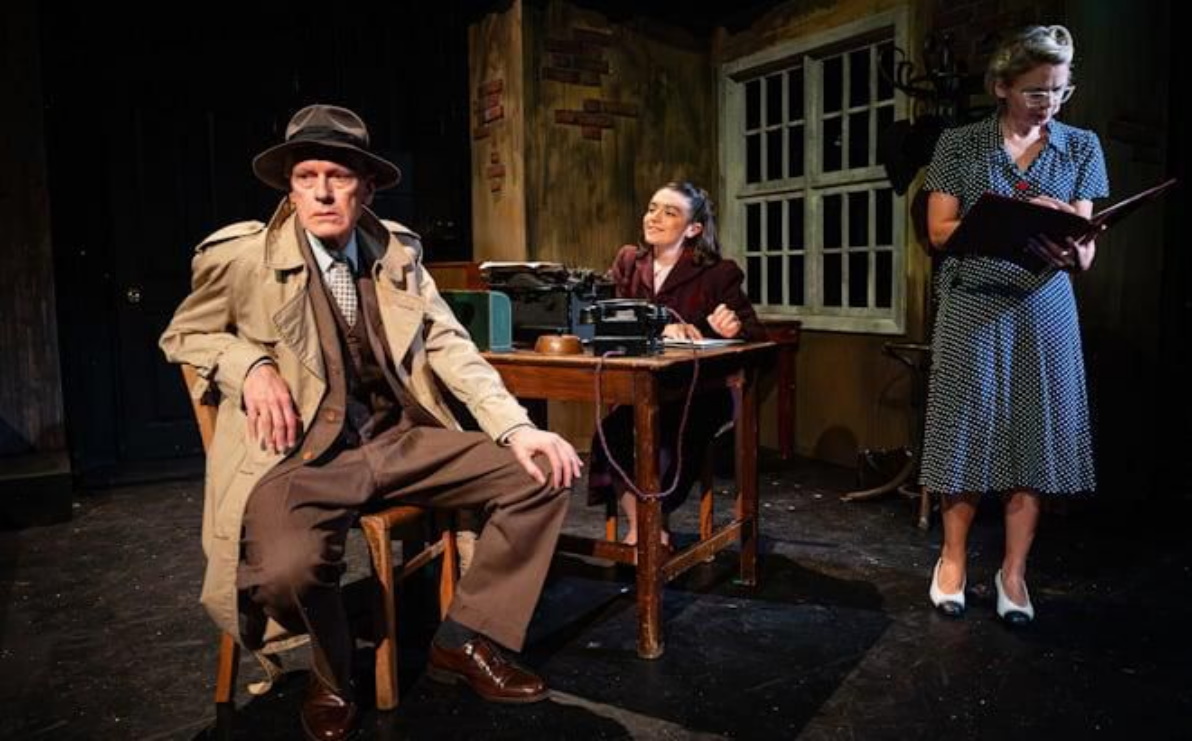 REVIEW - Wartime relationships explored in The Night Watch at ...